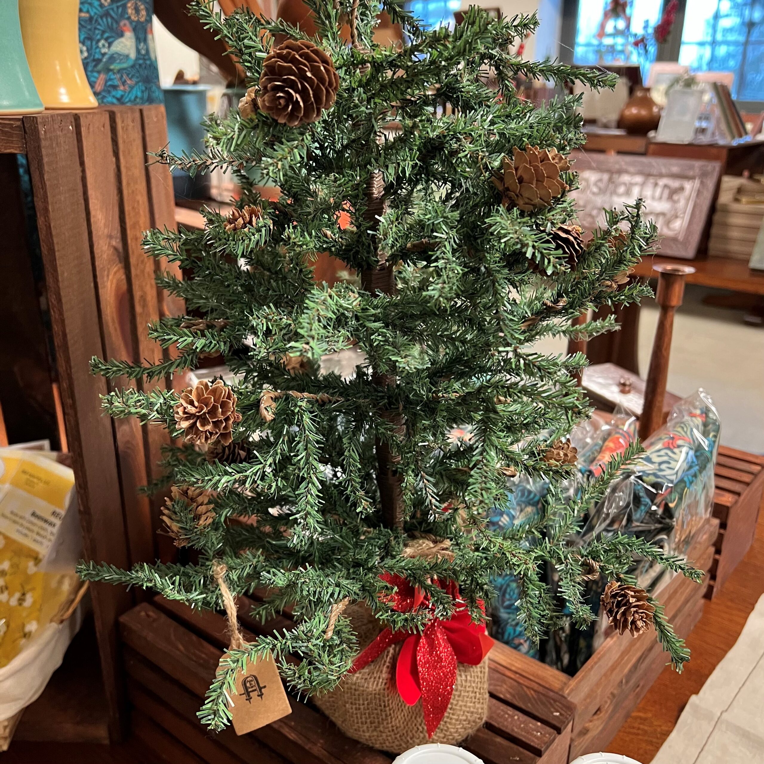 1.5′ Christmas Tree (burlap base) – Stickley Museum