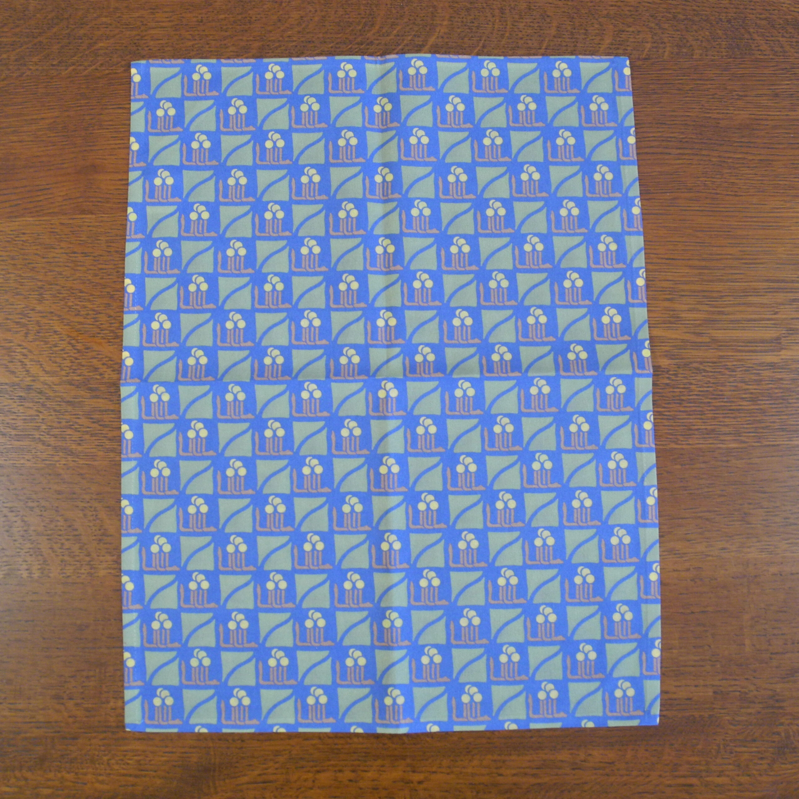 Cotton Tea Towel – Leaf and Berry – Stickley Museum