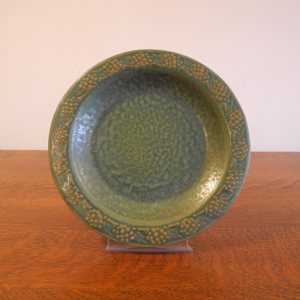 United Crafts Stew Plates (Set of 2) – Stickley Museum