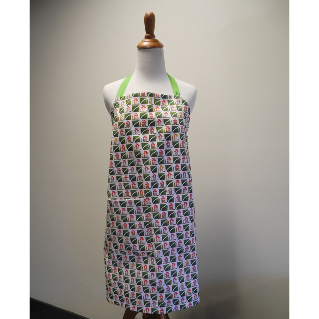 Heavy Duty Cotton Apron – Leaf and Berry – Stickley Museum